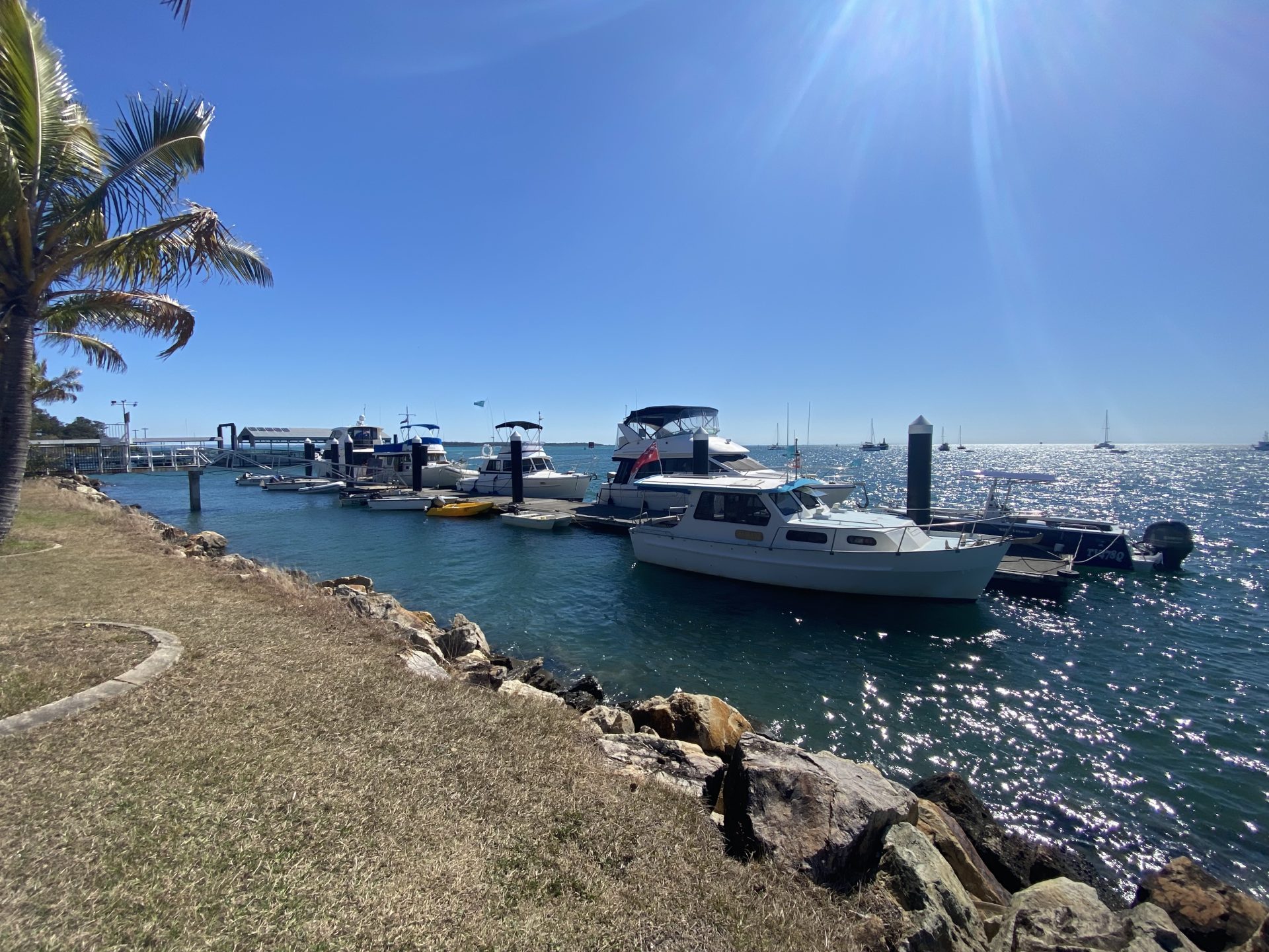 Pontoon & Moorings - Little Ship Club